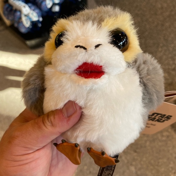 Disney | Toys | Nwt Porg Hand Puppet With Sound Star Wars Galaxys Edge ...